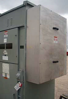 Powercon Corporation 4160V Outdoor, Metal Enclosed Switch Gear